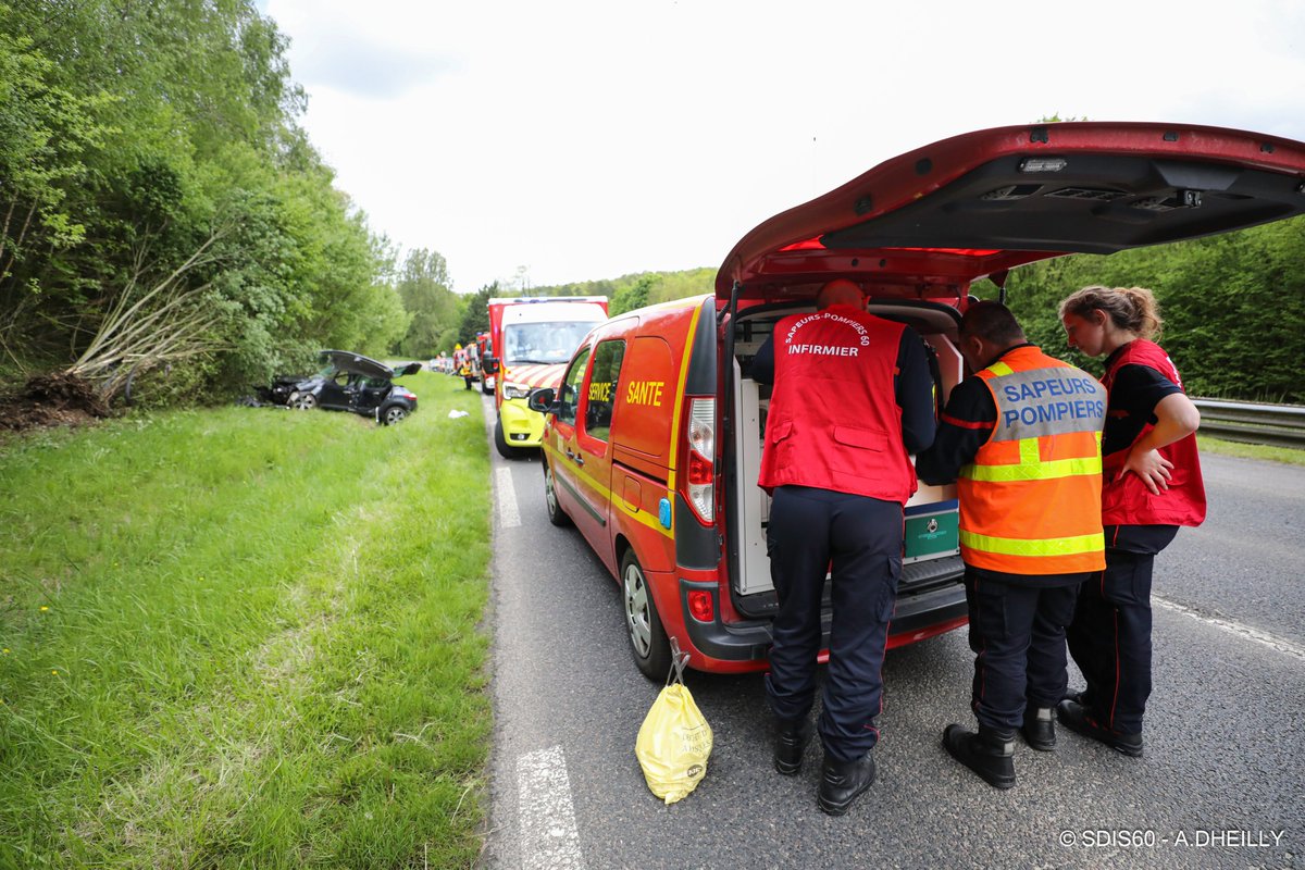 Sapeurs-pompiers de l'Oise officiel on Twitter: "#Intervention Un blessé grave héliporté lors d ...