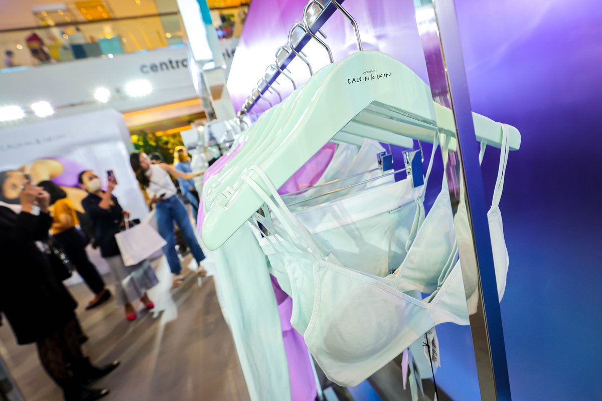 centralwOrld on Twitter: "The wait is over!! #BLACKPINK’s Jennie debuts her first capsule ...