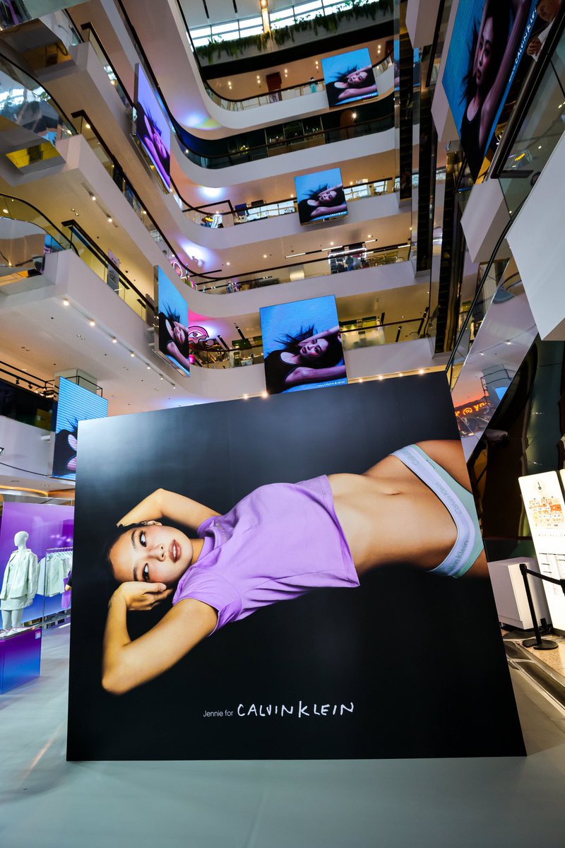 centralwOrld on Twitter: "The wait is over!! #BLACKPINK’s Jennie debuts her first capsule ...