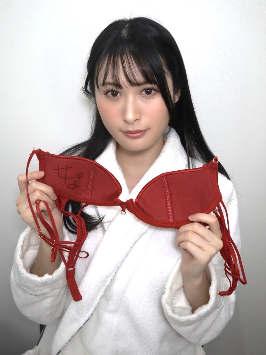 エスワン【公式】 On Twitter 👑 S1キャンペーン2023 ♥ 激レア品が Fanza オークションに💄 伊藤聖夏 ちゃん