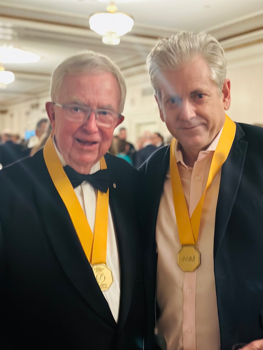 Charlie Angus on Twitter: "Look who I met in Ottawa last night. I always thought former Prime ...