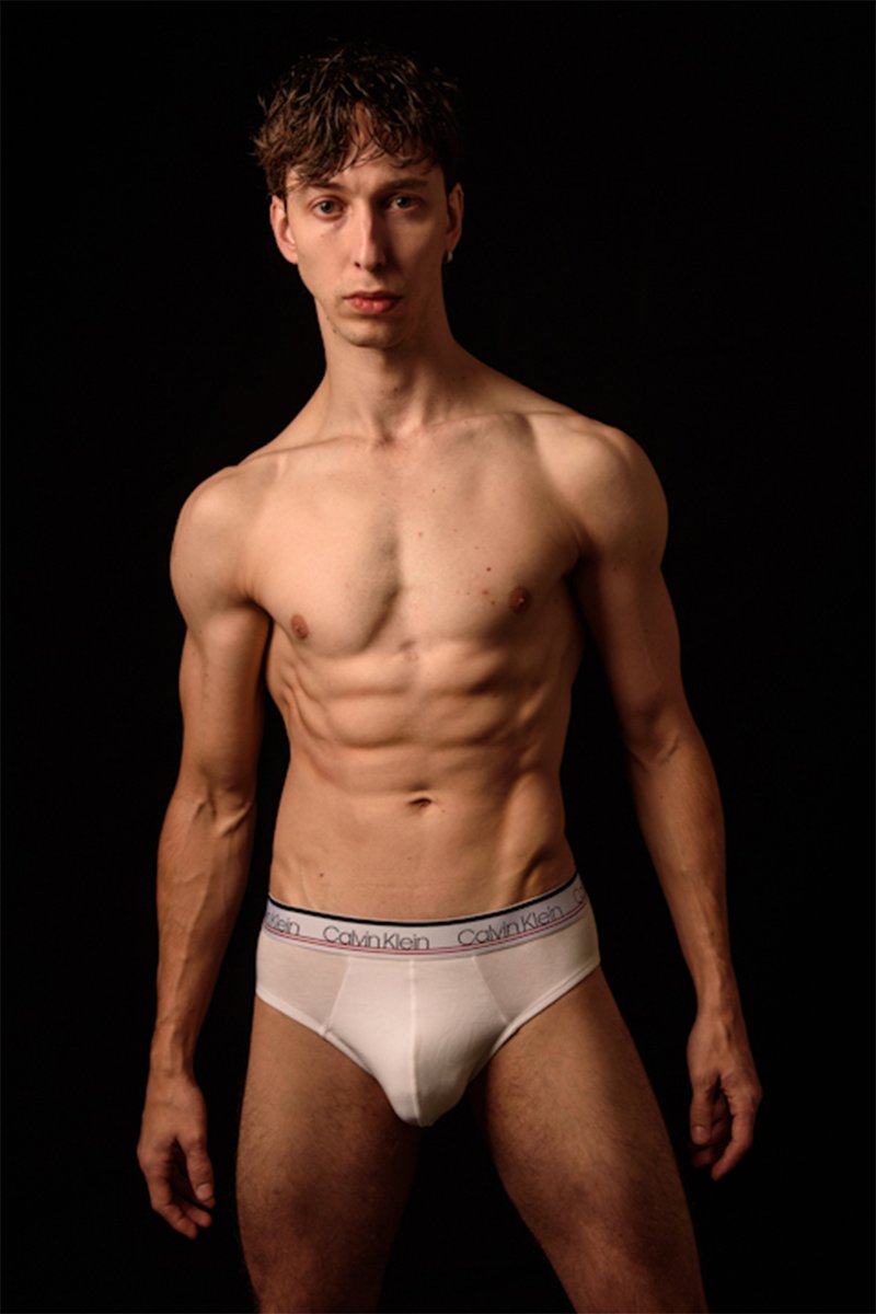 Hot Dudes Good Mood 🇺🇦 on Twitter: "RT @DNAmagazine: DNAnews: Julian | Adrian | Raj Inside ...