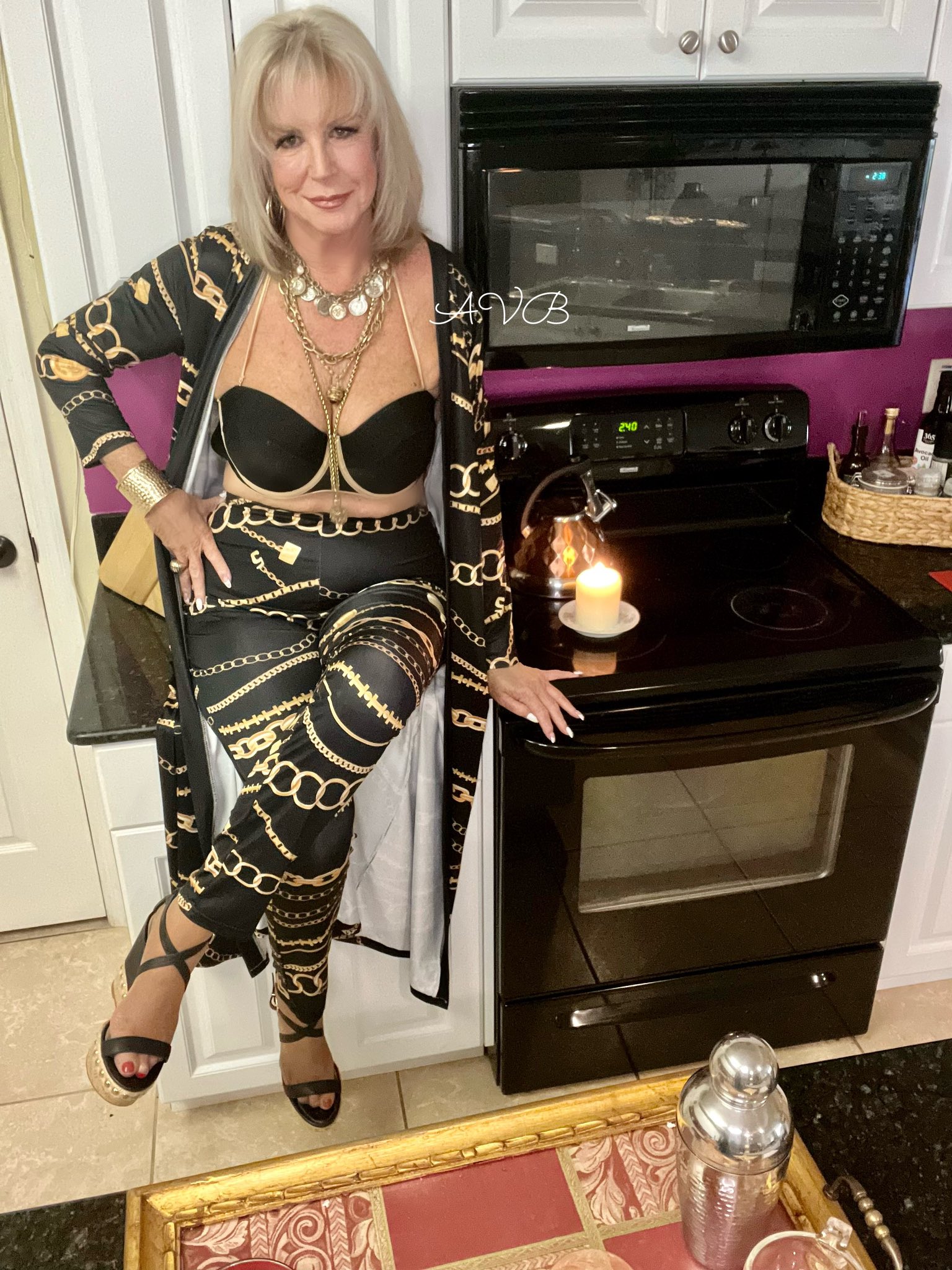 TW Pornstars - Anneke Van Buren Ocala Mature Goddess 18+. Twitter. Mixing up a Madras cocktail ...
