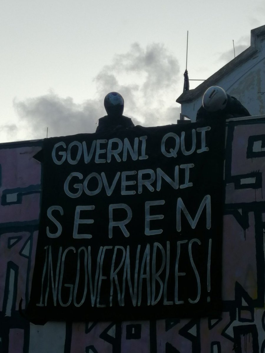 Alerta Gorria Irratia On Twitter 馃摳 Fuerte Movilizaci贸n Antifascista