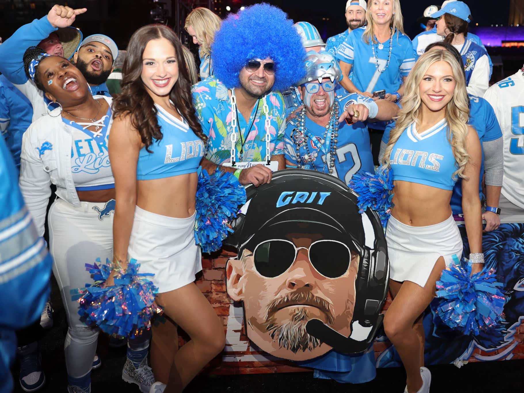 Barstool Sports on Twitter: "Oh Hell Yes - The Lions/Chiefs Are Playing In The Opening Game Of ...