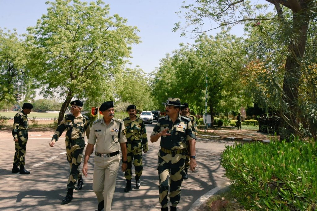 STC BSF JODHPUR on Twitter: "आज श्री अनुराग गर्ग,IPS, ADG, @BSF_Comd_Raipur ने @BSF_STCJodhpur ...