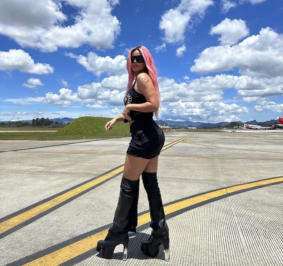 Karol G Charts on Twitter: "Karol G’s recent pictures on Instagram ...