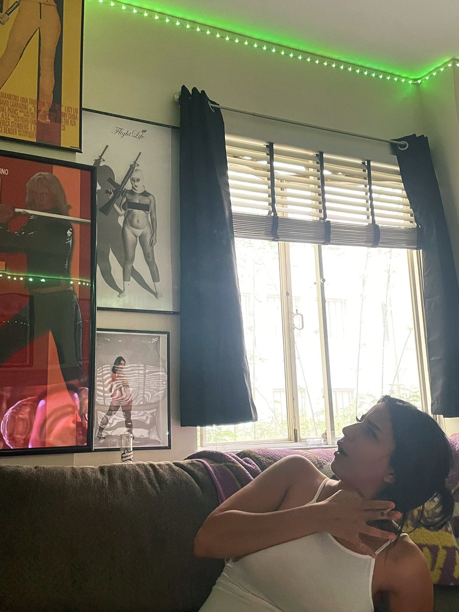 Mars...™ on Twitter: "😭💀 lmao @TheRoxieSinner"