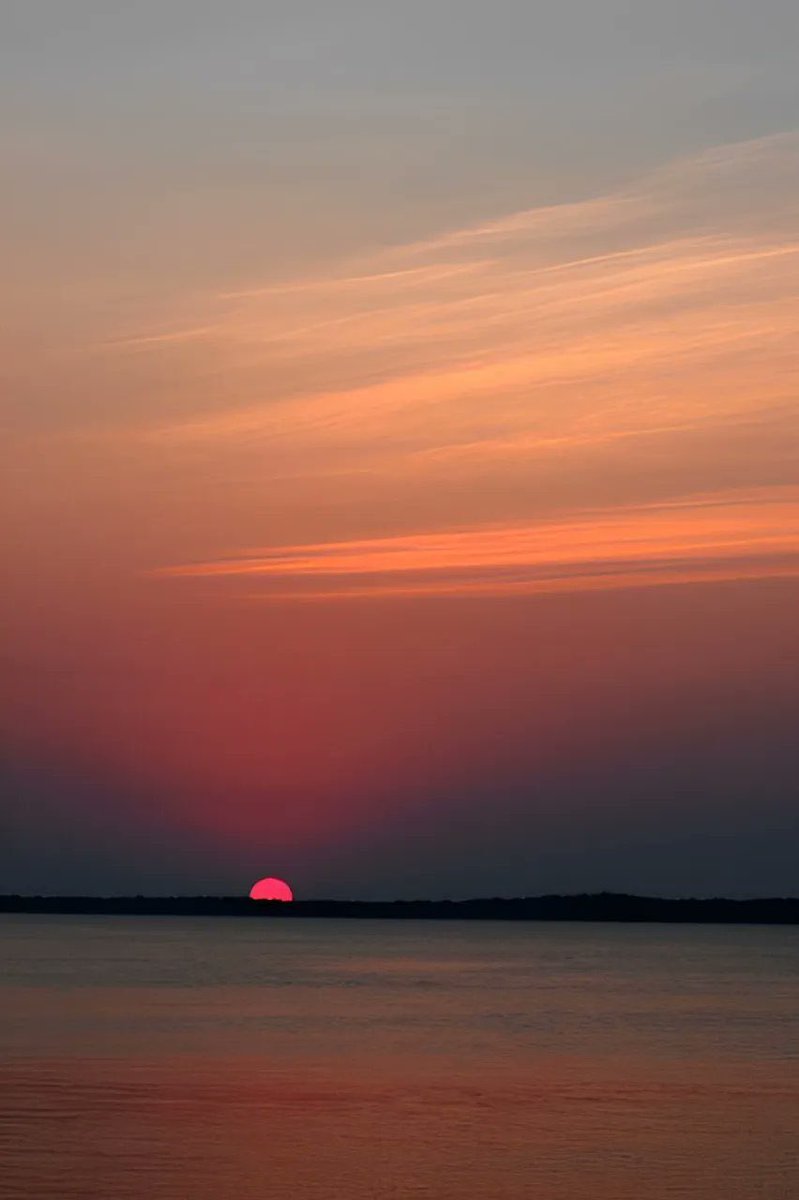 Pictures on Twitter: "Subtle sunset"