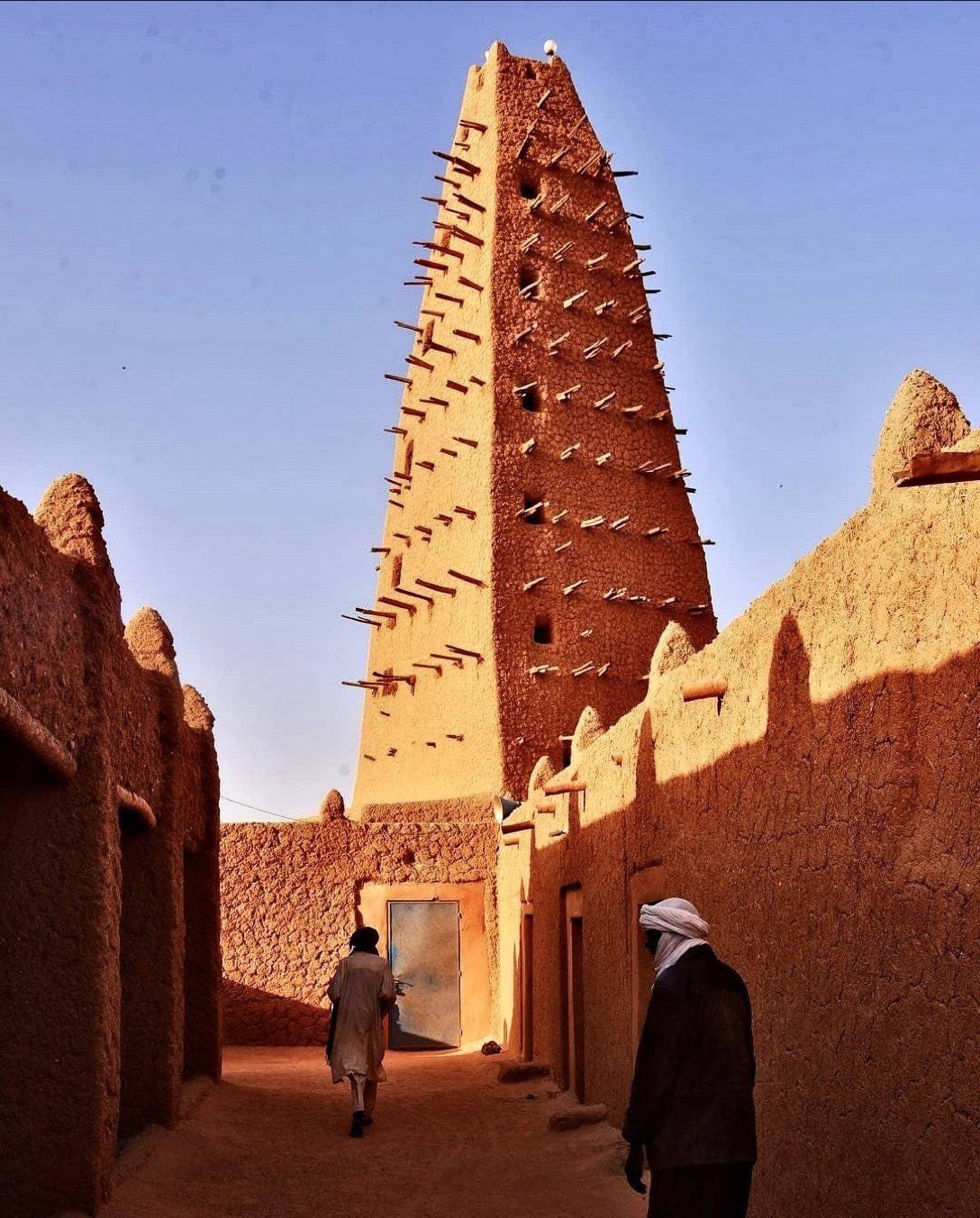 About Agadez Mosque
