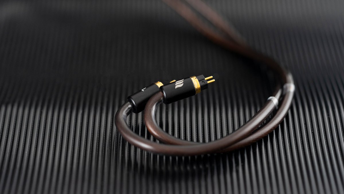 HiFiGo on Twitter: "Presenting the @EffectAudio Code 23, a high purity copper cable for your ...