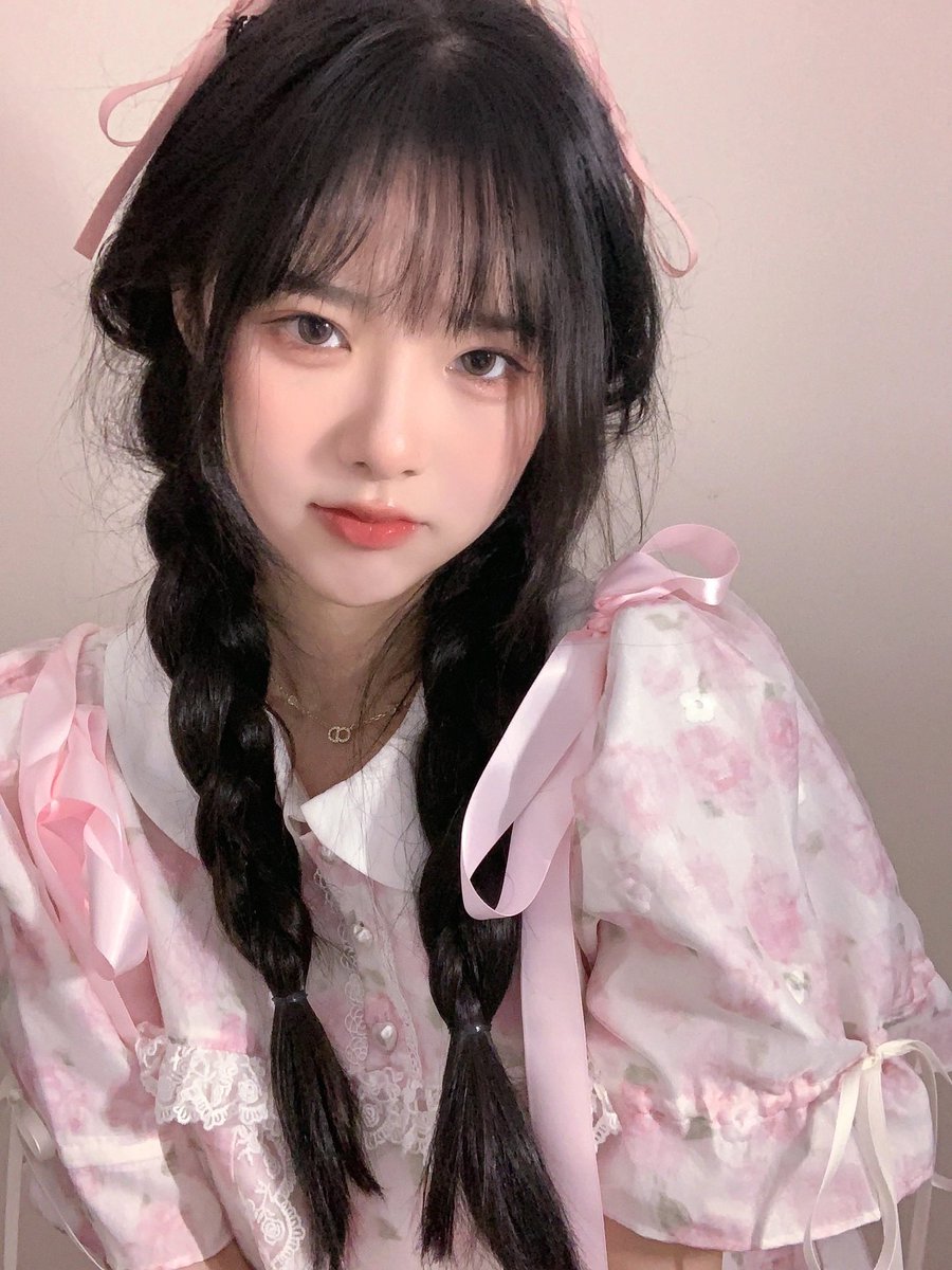 小茵喝牛奶🥛 On Twitter 是最爱你的粉色小茵 射屏 射脸 颜射 可爱 反差 学生 Coser ぶっかけ