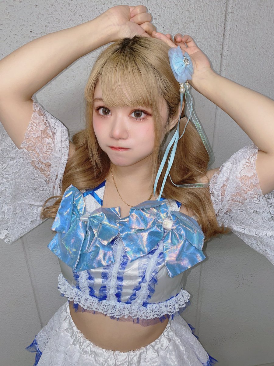 真白 梨愛【SAI ²Rium】5/19生誕🦋💙 on Twitter: "目が合った？🙊"