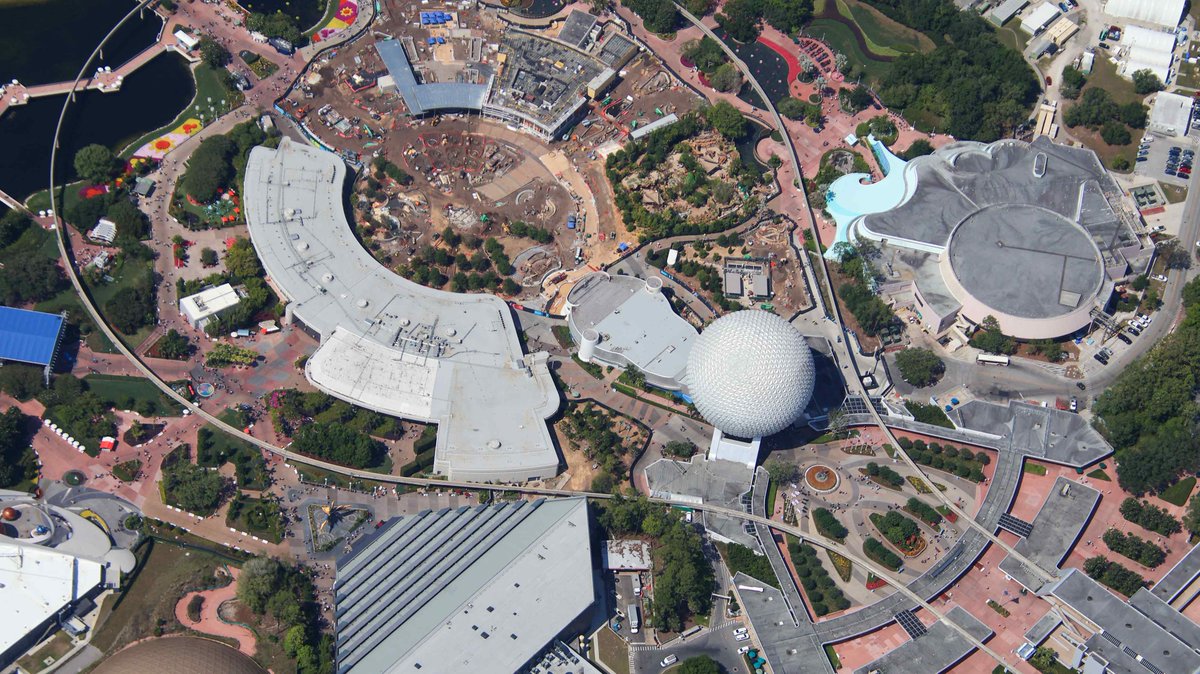 bioreconstruct on Twitter: "Aerial overview of the EPCOT entrance plaza and World Celebration."