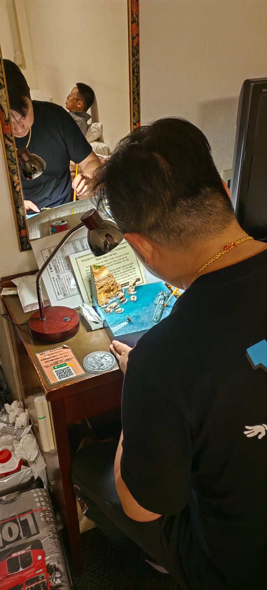 Fleetmo on Twitter: "樹脂が硬化していないため、静岡ホテルに持ち込んで最後の処理をし、明日の会場の登場を楽しみにしています。"