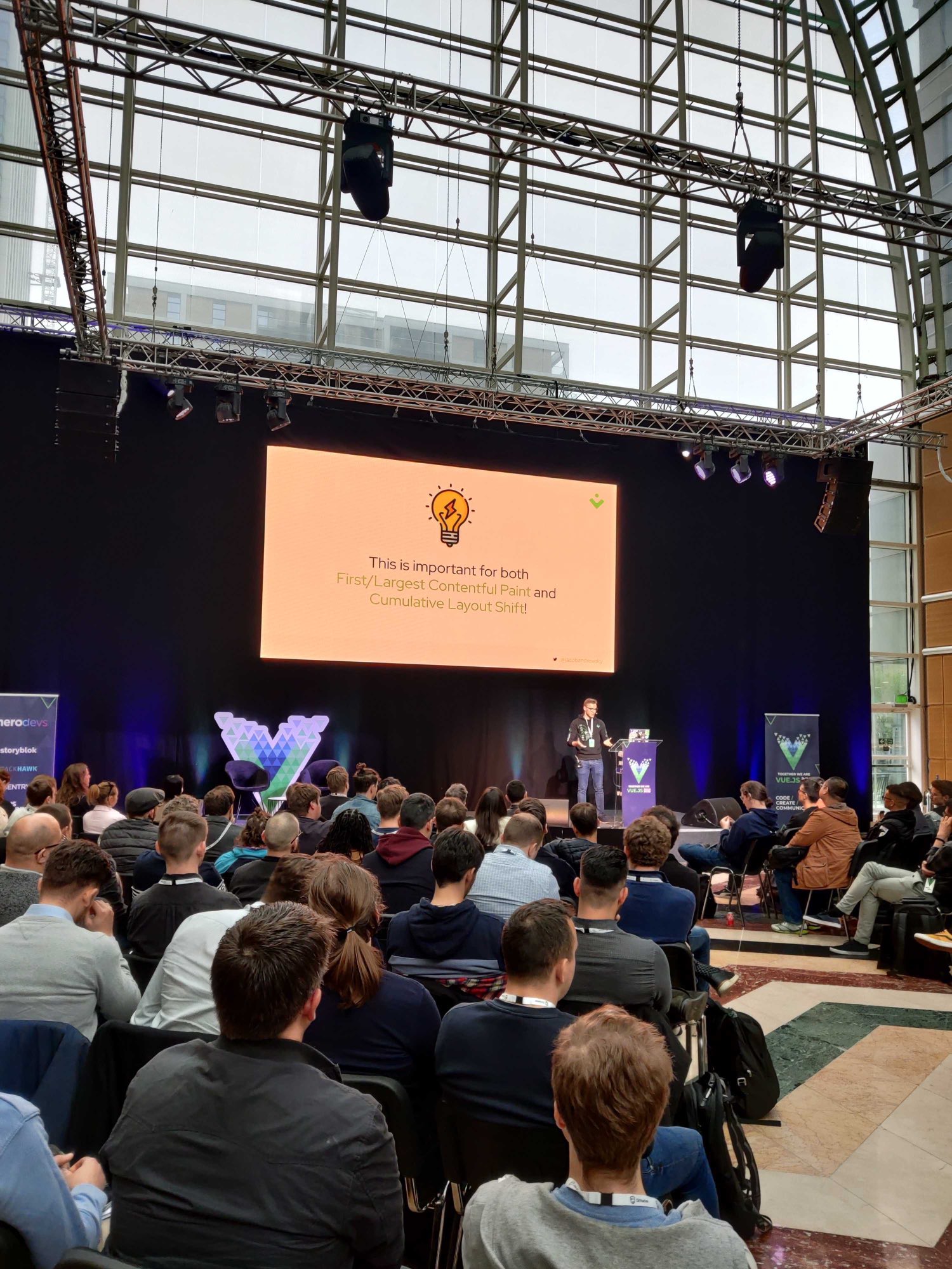 Jakub Andrzejewski 🔜 VueJS Live London (@jacobandrewsky) / Twitter