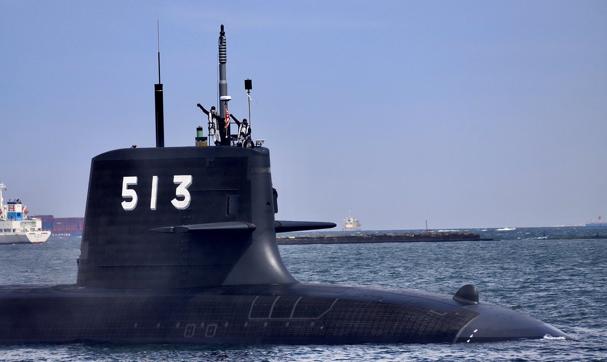 海月 on Twitter: "SS-513 潜水艦たいげい🐳 #513の日"