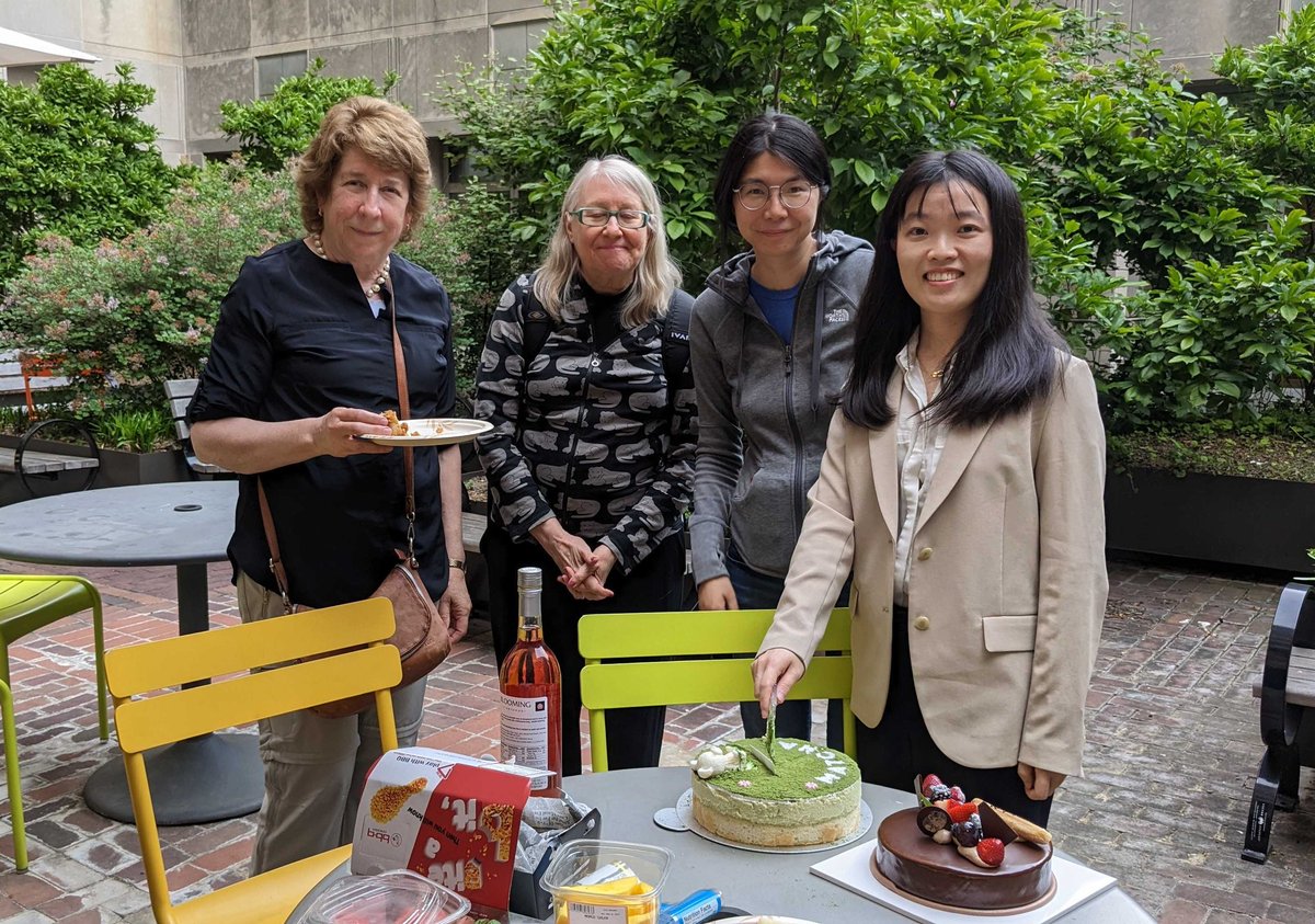 Zhou Yu On Twitter Congrats Dr Weiyan Shi Weiyan Is My First Phd