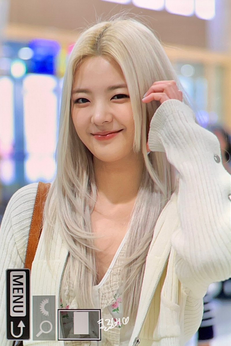 Daily Lia On Twitter Bare Faced Jisu Is So Pretty