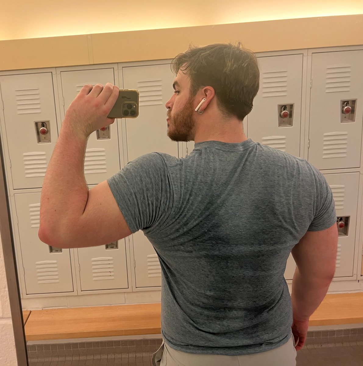 Only One Horny Hour On Twitter You See Me Looking At You In The Locker Room Wyd