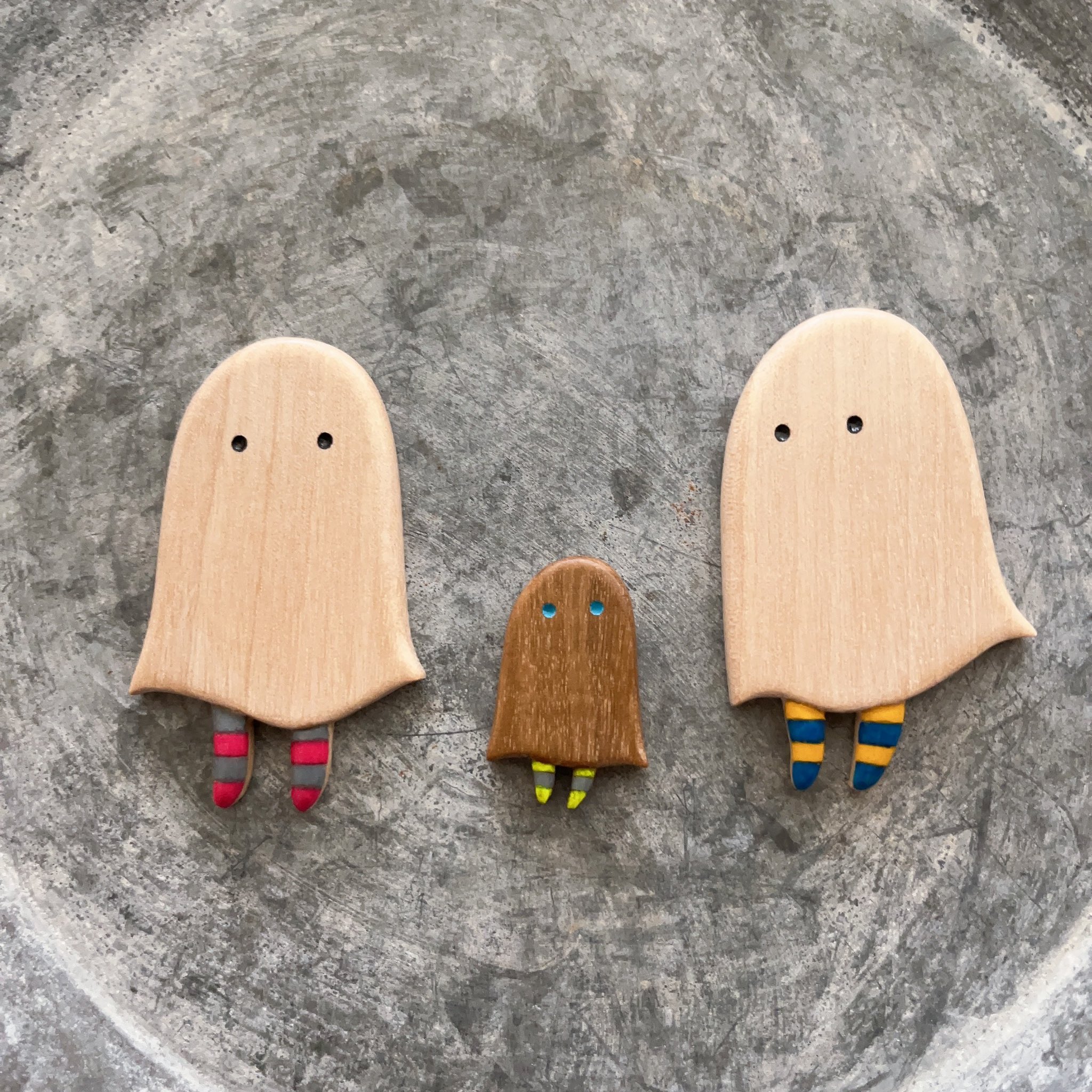 hamu's🌳【E-65】デザフェス5/20 on Twitter: "囚われたおばけ。 https://t.co/vSass5xBj1" / Twitter