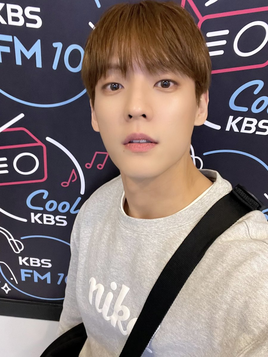 BTOB·비투비 on Twitter: "[📻] KBS Cool FM '비투비의 키스 더 라디오' 출연 안내 오늘 10시, KBS Cool FM '#비투비의키스더라디오'에 ...