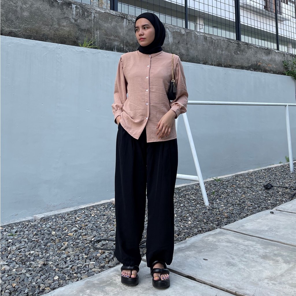 Aesthetic Stuff on Twitter: "Keiko blouse https://shope.ee/1LA3yFbAmm Yubin dress https://shope ...