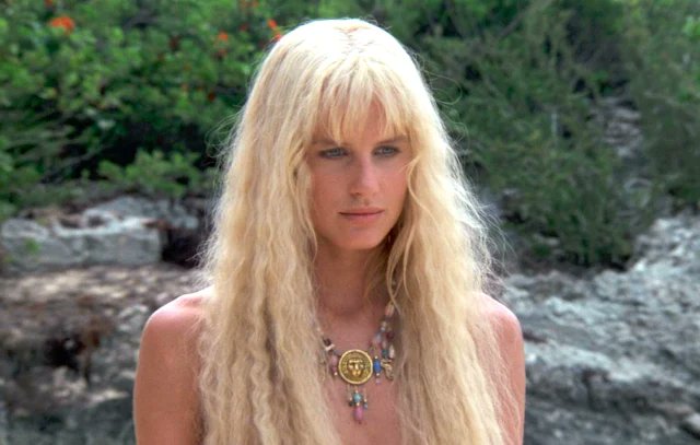 Retro Coast On Twitter Daryl Christine Hannah Was Born In 1960 In
