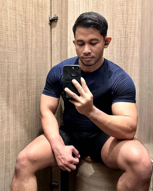 Hotbodyboys Official on Twitter: "Need a big boy💪🏽🍑"