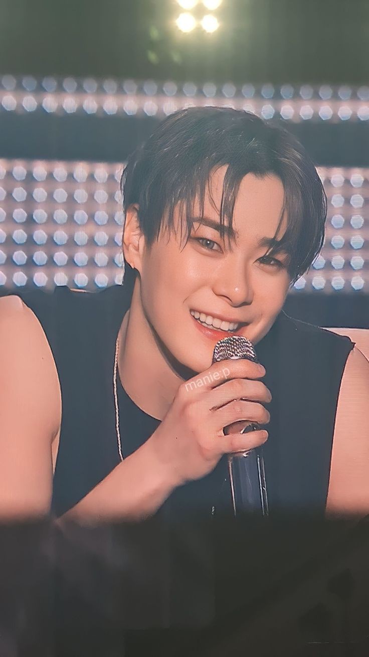 Mhell🌛🕊️💜For EW&ASTRO💫 (@Phearts_0808) / Twitter