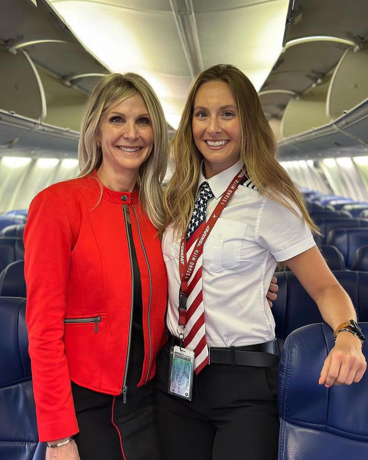 Southwest Airlines On Twitter Meet Mother And Daughter Duo Cyndi And
