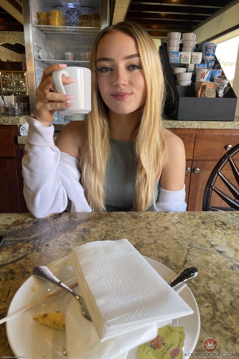 Atkingdom On Twitter Back At The Hotel With The Gorgeous