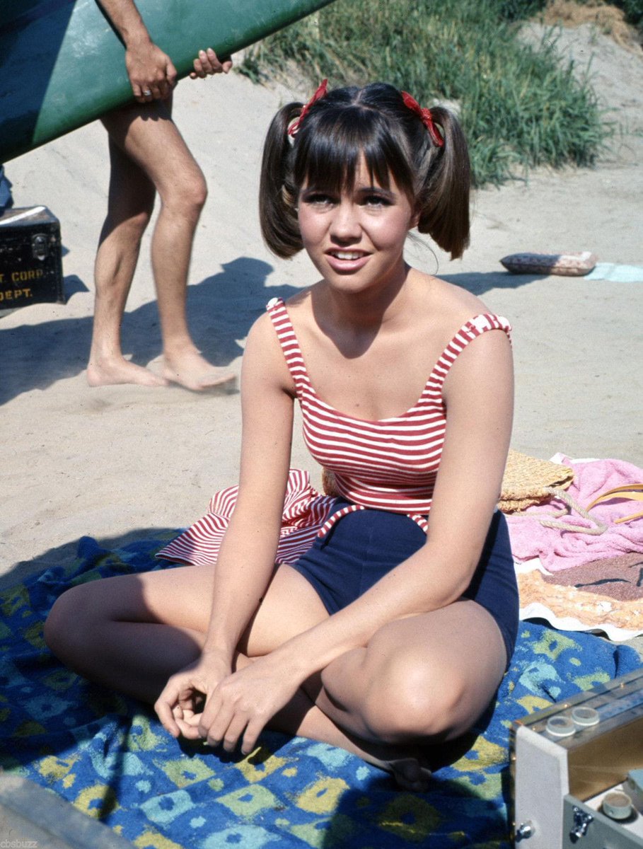 Sluts And Guts On Twitter Sally Field 1960s Backintheday