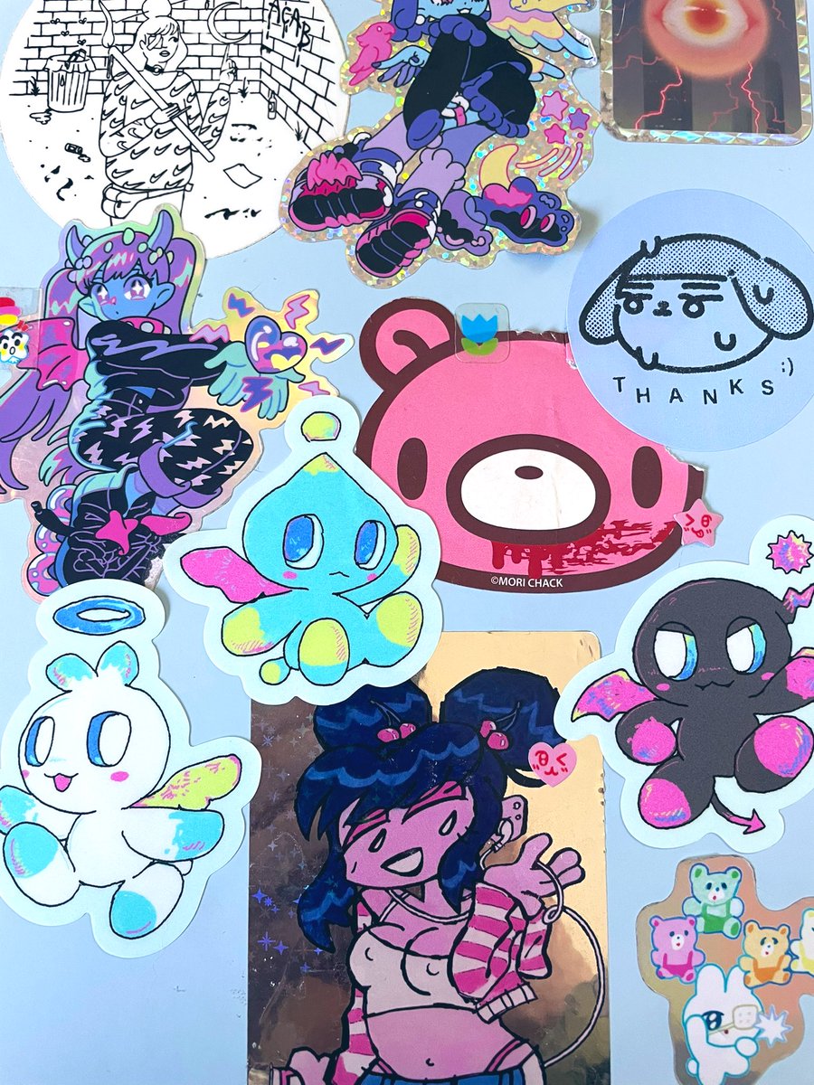 「chao stickers are here! so happy with how they turned out」𝓁𝓎𝒹𝒾𝒶 𝒽𝒶𝓁𝑜 🖤の漫画