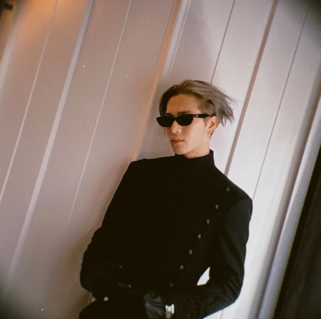 Jackson Wang US Fans 🖤 on Twitter: "230501 @teamwangofcl shared some behind the scenes photos of ...