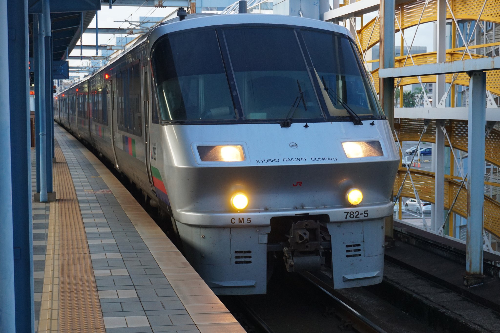 ぐっち on Twitter: "@Ezco_sgg ゆふいんの森は先頭展望席乗りました🤣楽しかった‼️大分でしたら、特急にちりんもどうぞ、日豊本線は何度も乗り通しました。 JR九州様には結構 ...