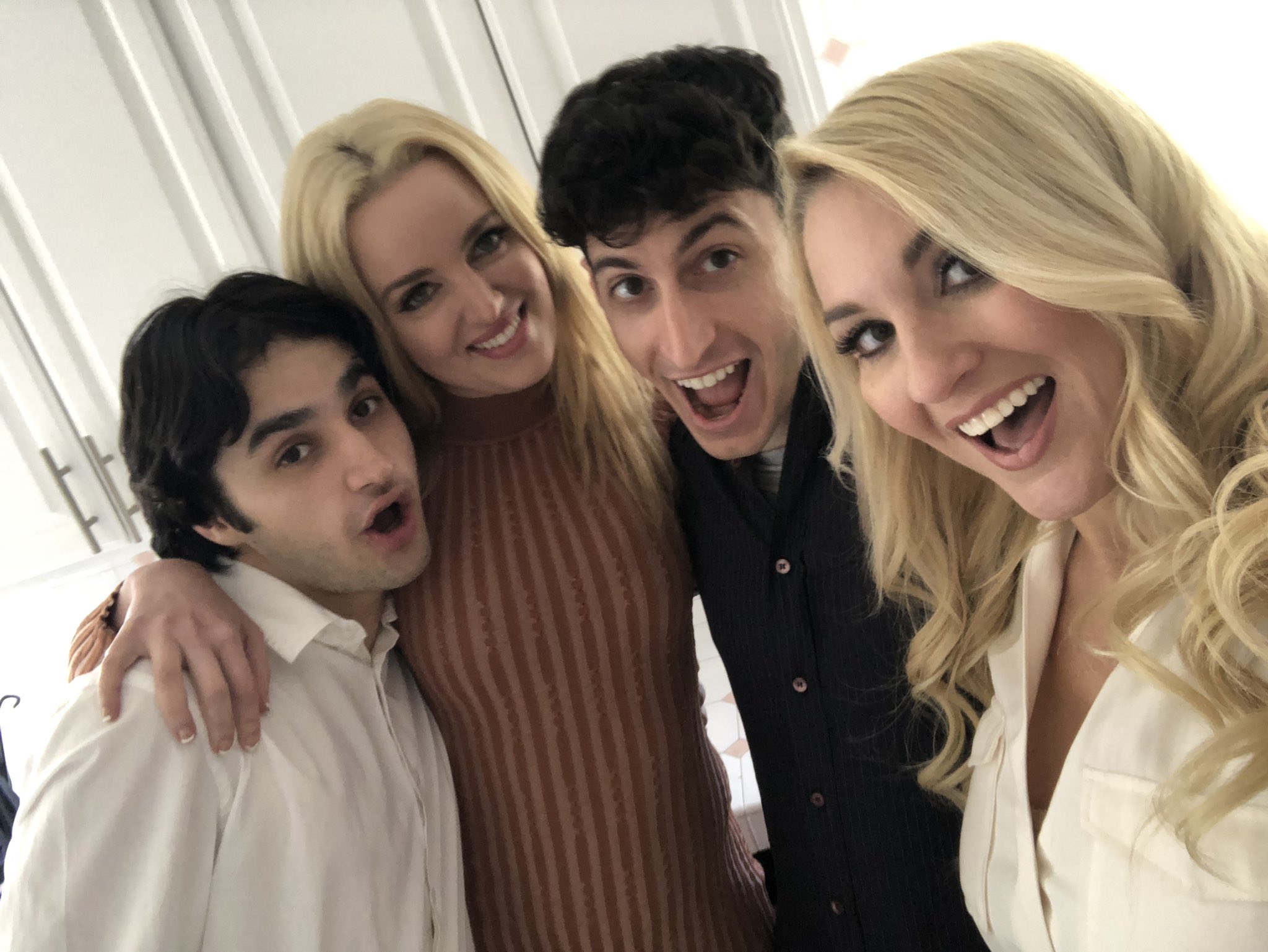 TW Pornstars - Julia Robbie. Twitter. Family photo! New Mom Swap scene for @TeamSkeet coming. 12 ...