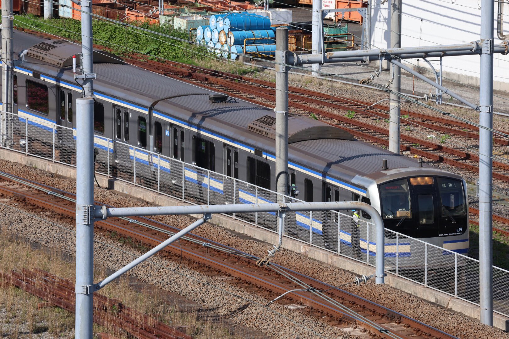 品オサ on Twitter: "2023.5.2 E217系 クラY-40編成 回8848M TK 到着〜検修棟入場 #E217系 https://t.co/sPDc9rN4Uq ...