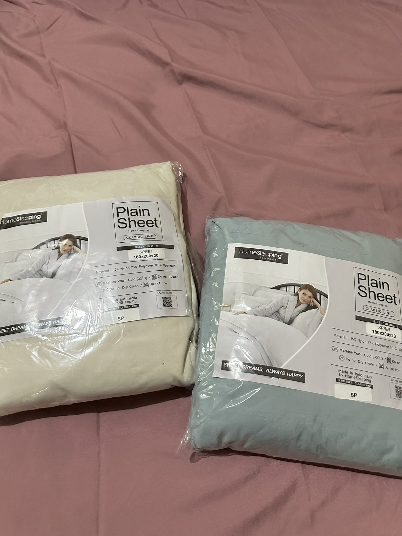 Nazz🌸 on Twitter: "suka banget sama sprei polos gini😭 warnanya juga banyaak dan harganya only ...