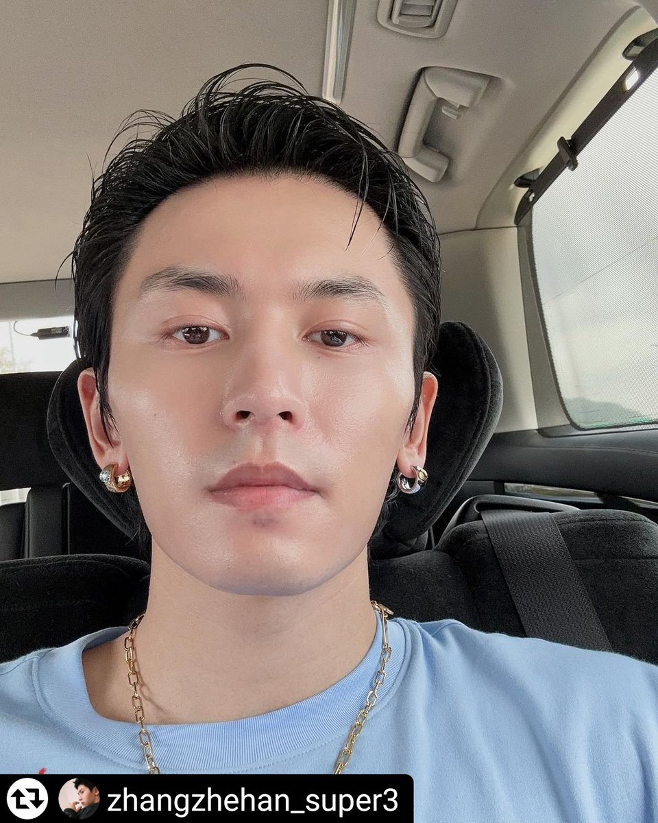 매혹적인_ZZH on Twitter: "셀카가 짱이지😚😘 클로즈업 할수록 더 존잘미남😍 #ZhangZhehanComeback #장철한 #장저한 #張哲瀚 #张哲瀚 ...