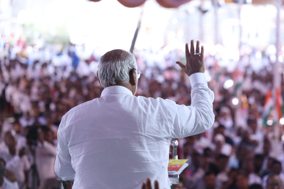 Tehseen on Twitter: "RT @kharge: The Congress party manifesto is not just a pamphlet of mere ...