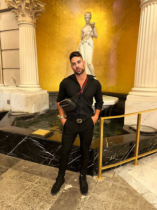 TW Pornstars - Christopher Cote. Pictures and videos from Twitter.