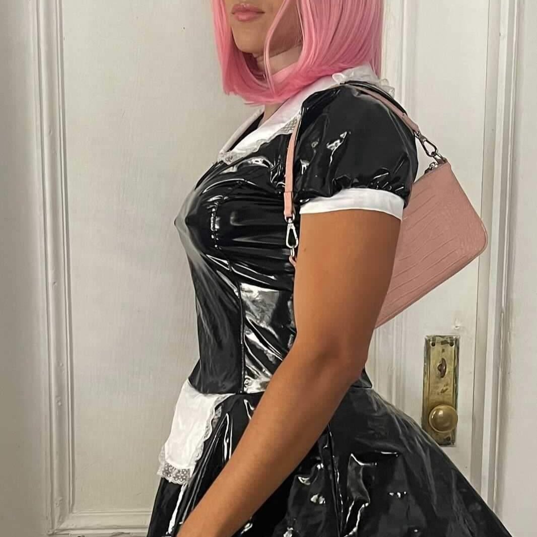Sissy Manor On Twitter Rt Maidforservice A Day Late To Maidmonday