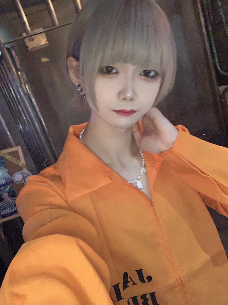 プリズンカフェ 秋葉原メンズコンカフェ On Twitter きれいな顔してるだろ。ウソみたいだろ。 男なんだぜ。 そんな美形がいっぱい