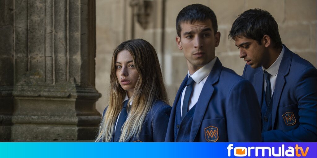 FormulaTV on Twitter: "El final de 'El Internado: Las Cumbres' explicado: Carlos Alcaide y Lydia ...