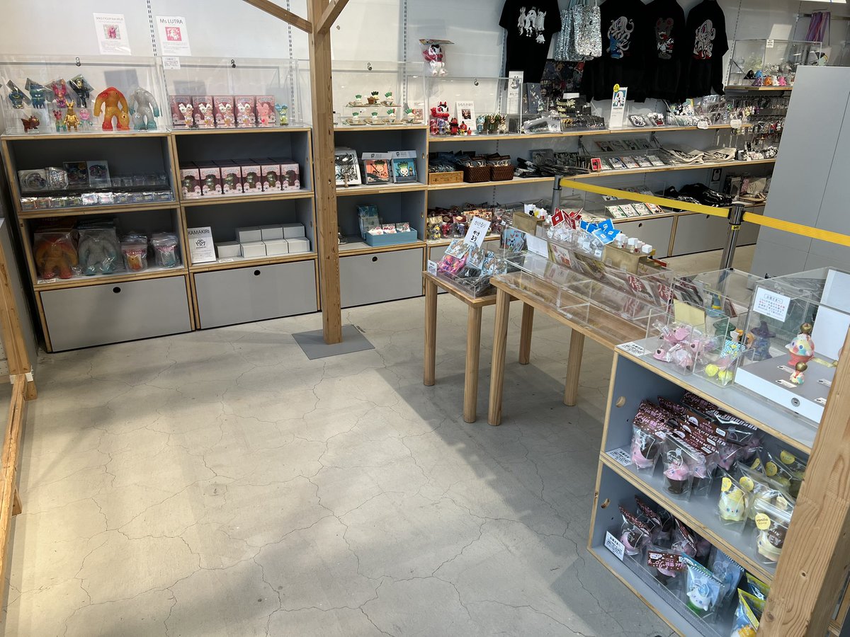 fewmany sofubi on Twitter: "銀座ロフトpopbox・ソフビマーケットの後半に参加している作家さんのソフビと一点ものの販売を致します。整理券をお配りして入れ替え制で ...