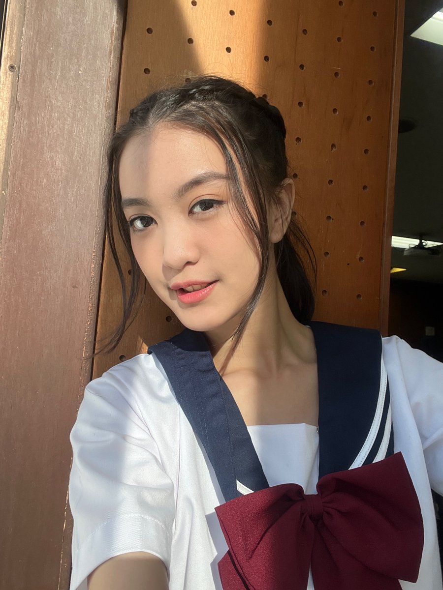 👉Ctrl+R on Twitter: "RT @Greesel_JKT48: Masa Depan yang Menyilaukan Mata☀️ udah streaming lagi ...