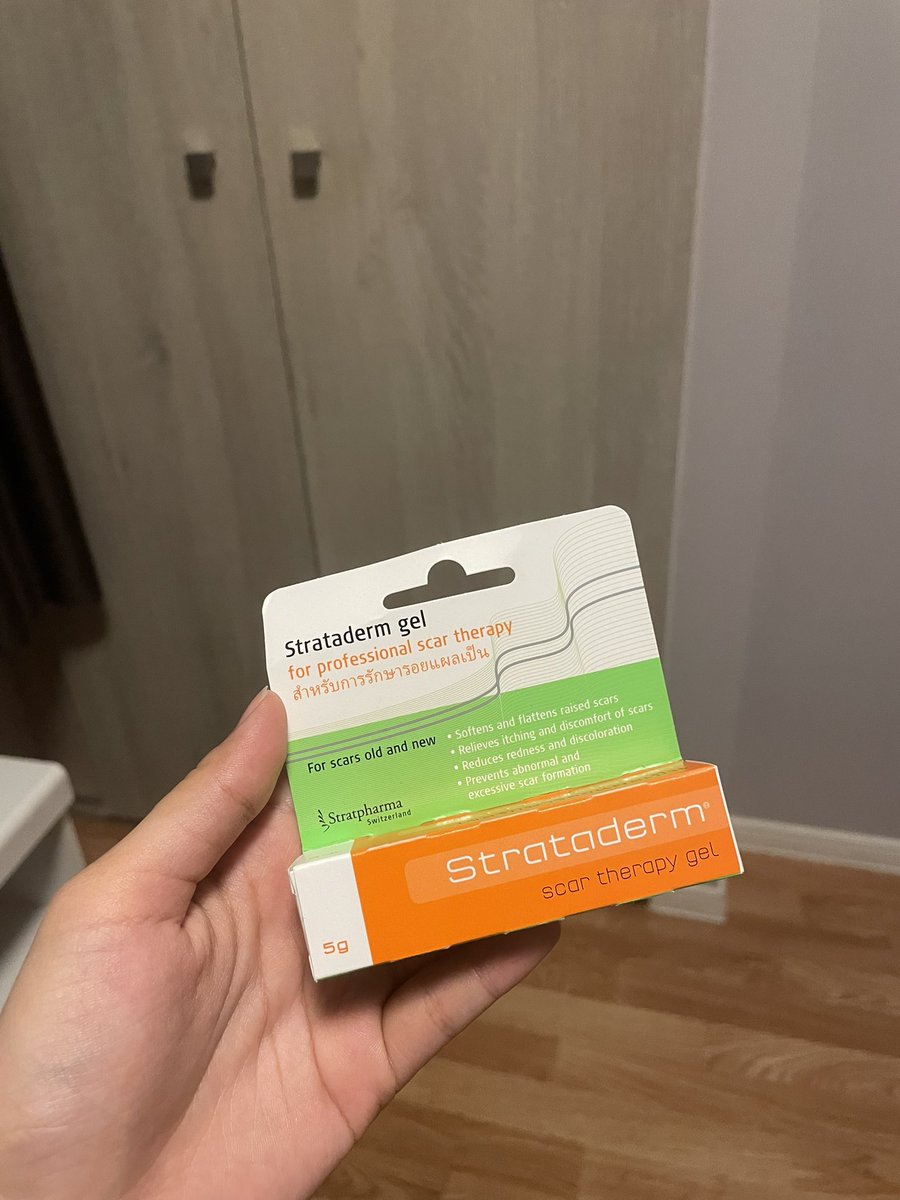 𝑓𝑎𝑦𝑙𝑦𝑛𝑛 on Twitter: "ป้ายยาครีมทารอยแผลเป็นของ stratamed ช่วยให้รอยแผลจางขึ้น เราใช้ทาเช้าเย็น ...