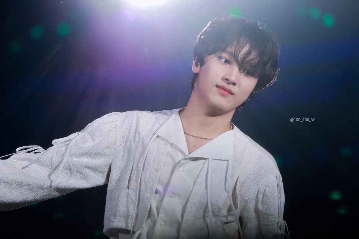 보름달 on Twitter: "230501 TDS2 Singapore #해찬 #HAECHAN 천사세요?😵‍💫"