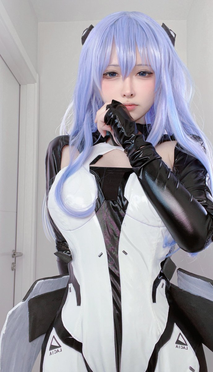 樱梨梨 on Twitter: "BEATLESS💙"